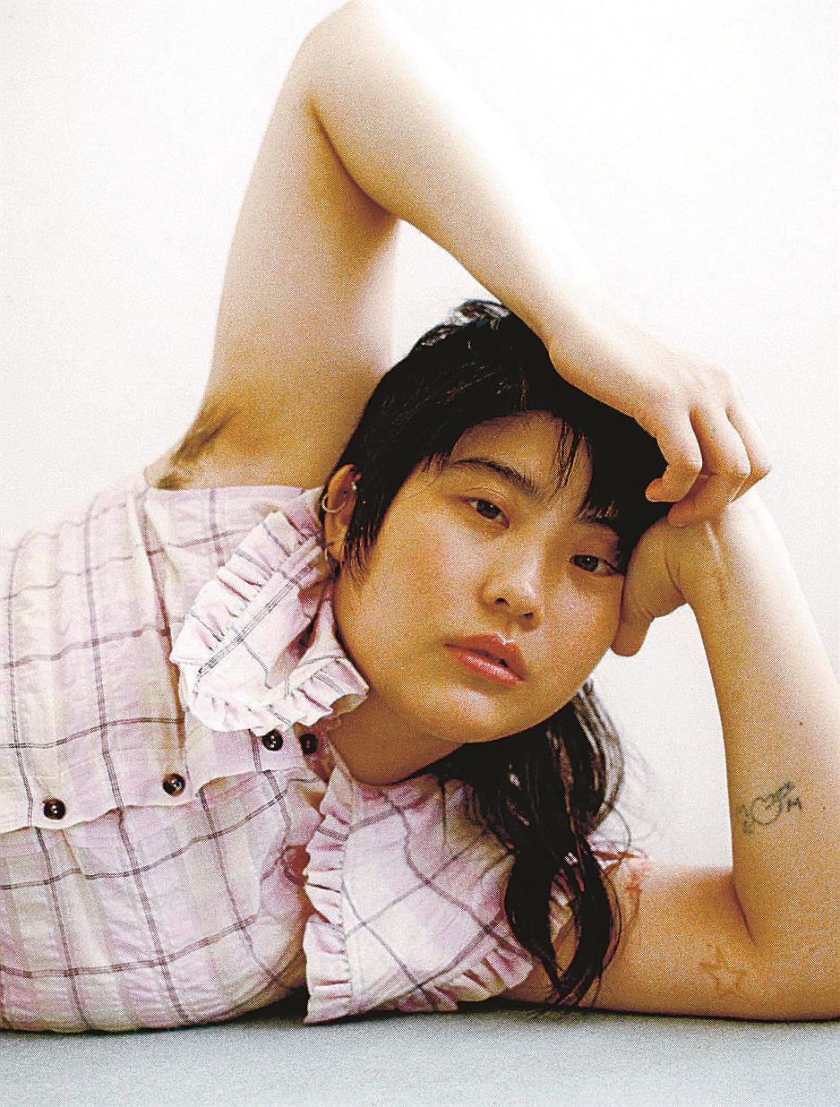 今の自分は「脇毛アリ」 ありのままの写真投稿 松江出身モデル・HIBARIさん | 山陰中央新報デジタル